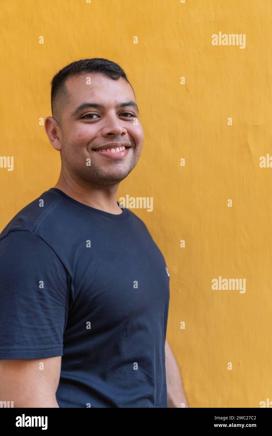 Friendly vibe hi-res stock photography and images - Alamy