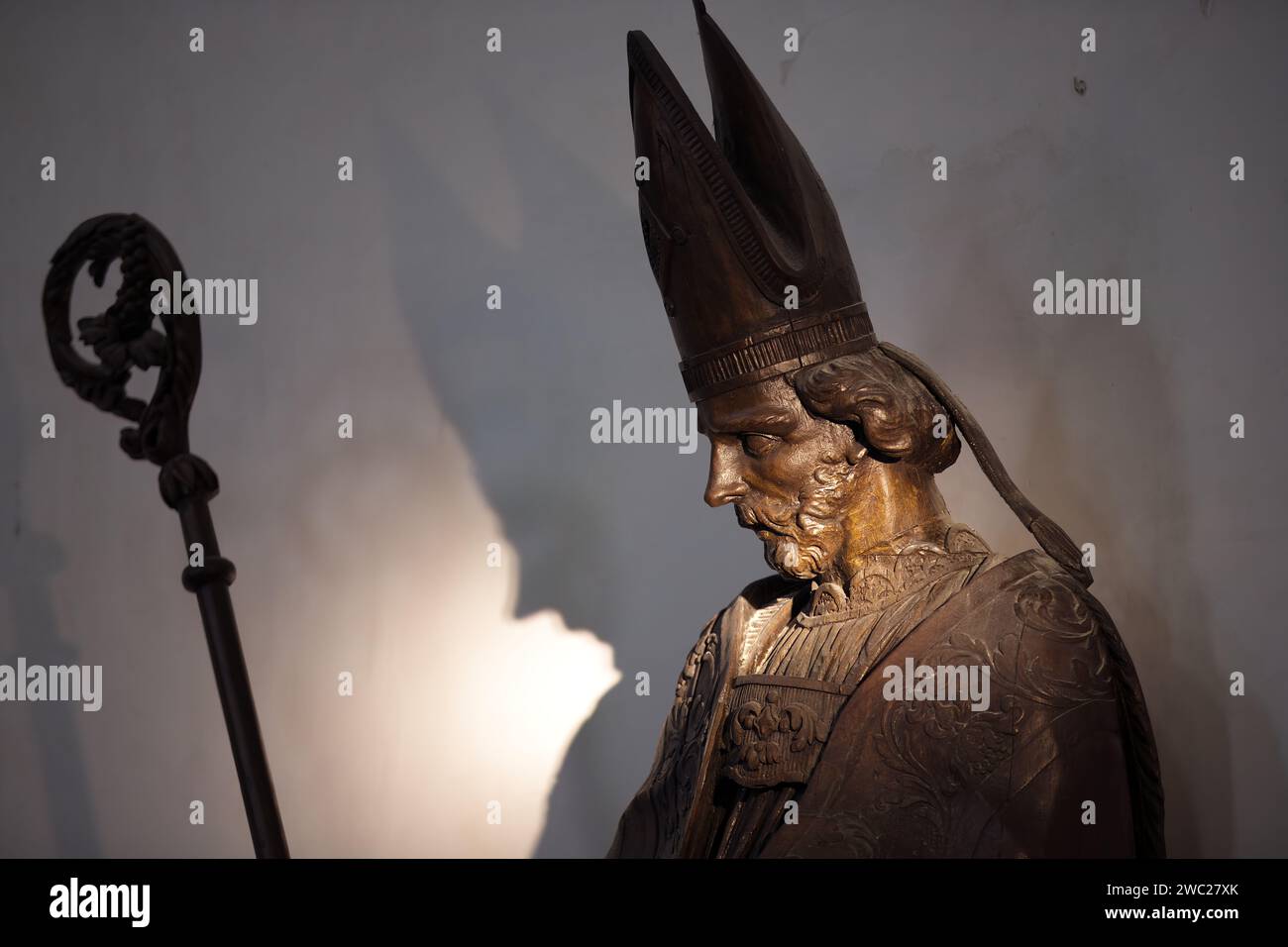 Sculpture of a Bishop in Repose Stock Photo - Alamy