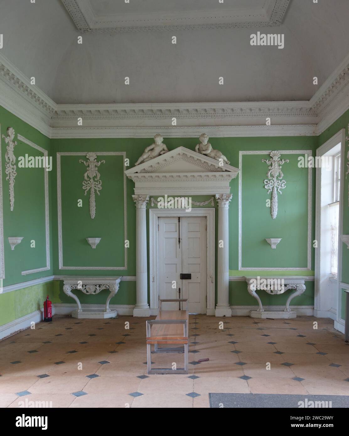 Wrest park house interior hi-res stock photography and images - Alamy