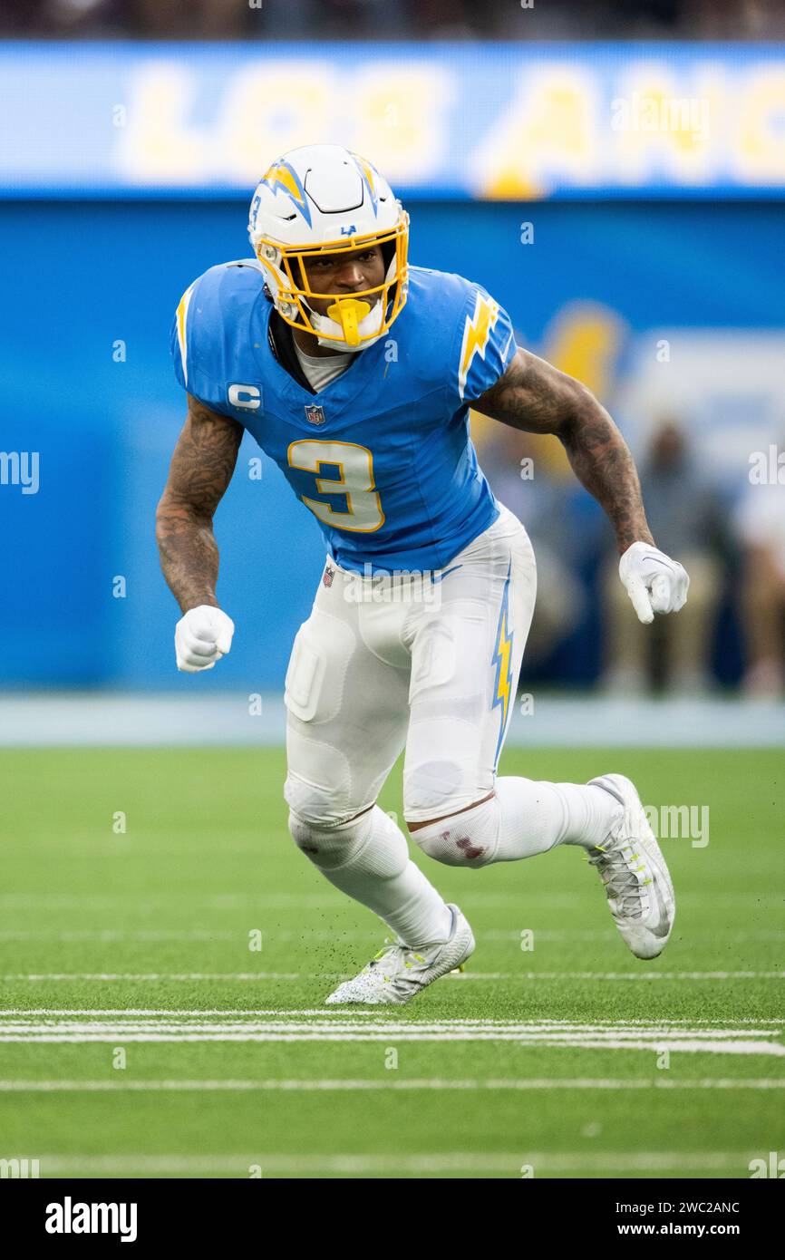 Los Angeles Chargers safety Derwin James Jr. (3) runs during an NFL ...
