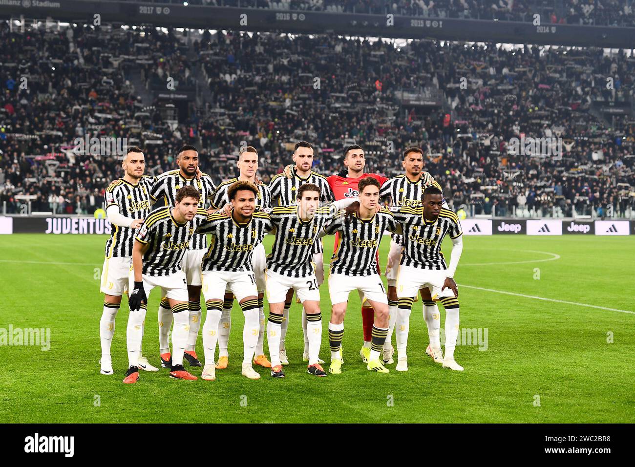 Juventus team poses before the Coppa Italia Quarter Final match between ...