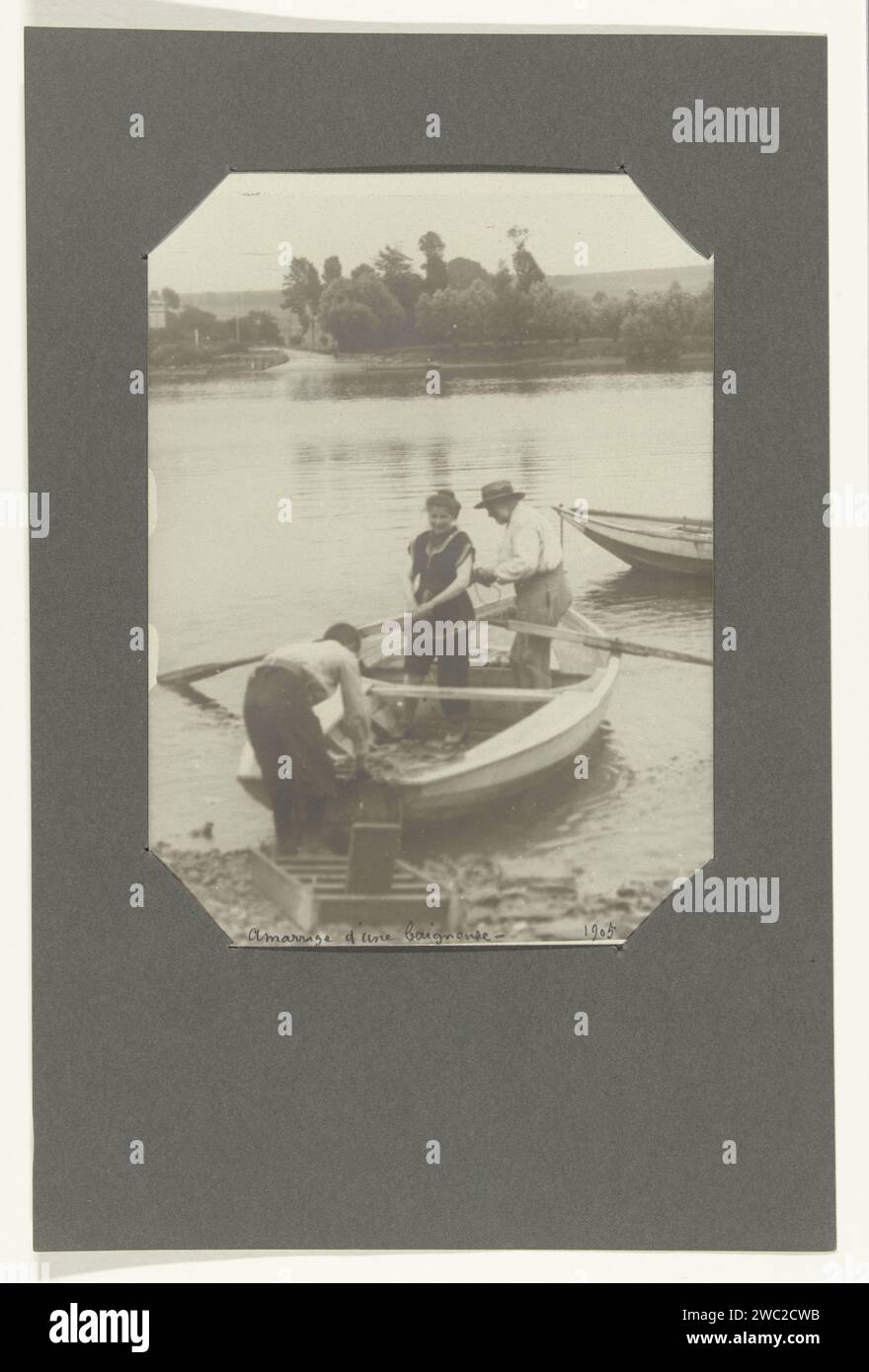 Three people at a rowing boat, Anonymous, 1905 photograph France baryta ...