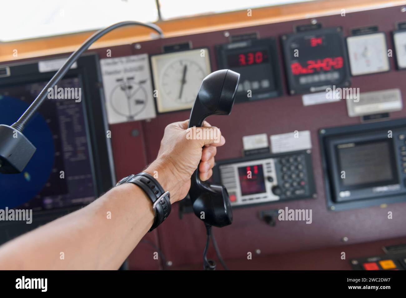 Gmdss marine hi-res stock photography and images - Alamy