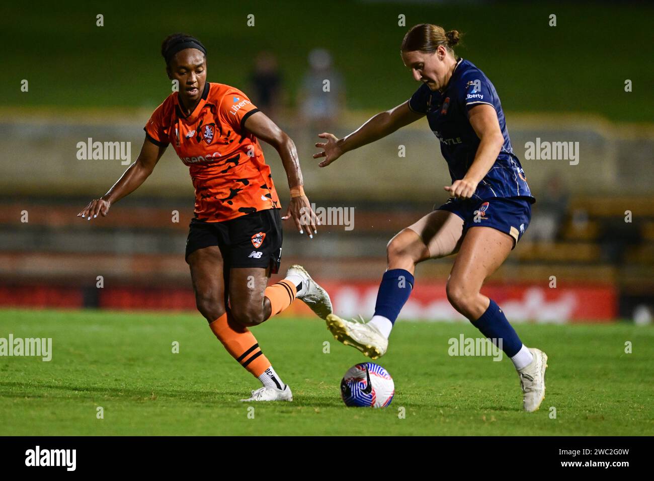 Lilyfield, Australia. 13th Jan, 2024. Mia Elizabeth Corbin (L) of ...
