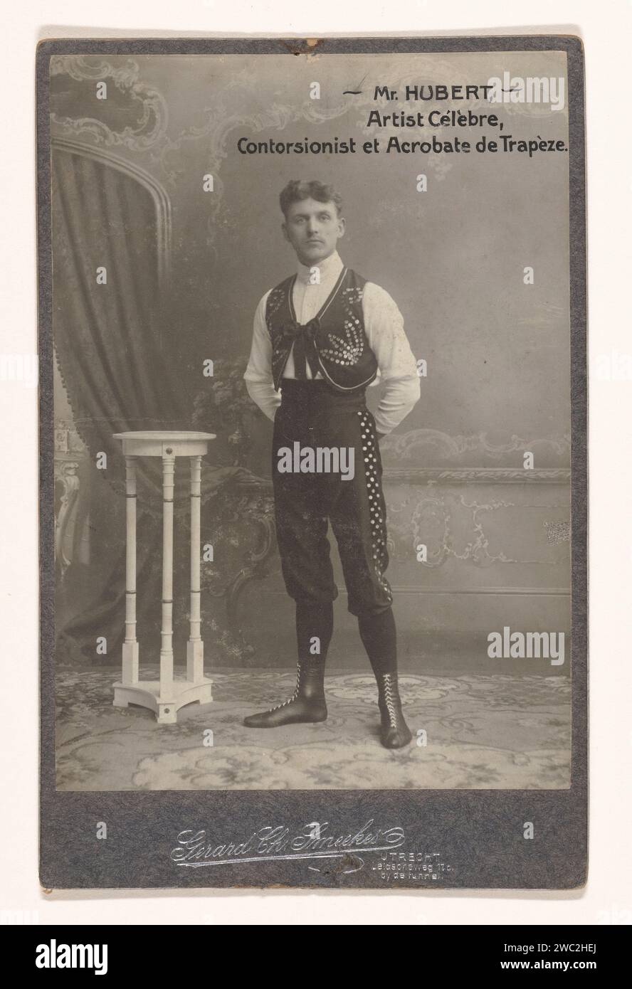 Portrait of the trapeze acrobat and contorsionist Mr. Hubert, Gerardus ...