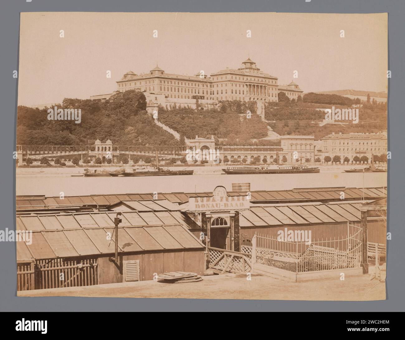 Face about the Danube on the castle of Buda, Anonymous, 1860 - 1900 ...