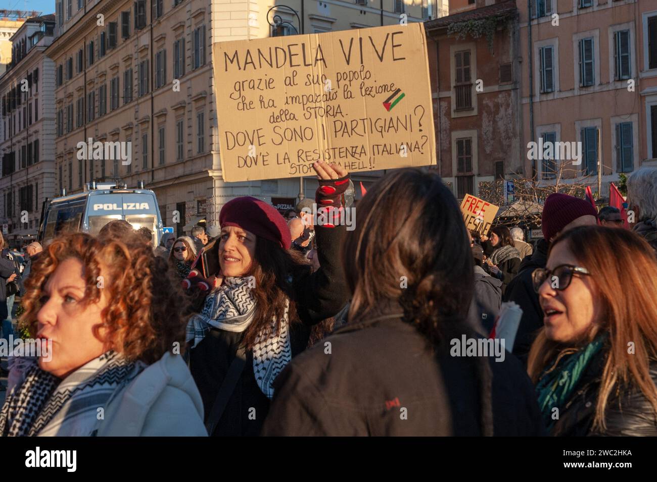 Free palestina demonstration hi-res stock photography and images - Alamy