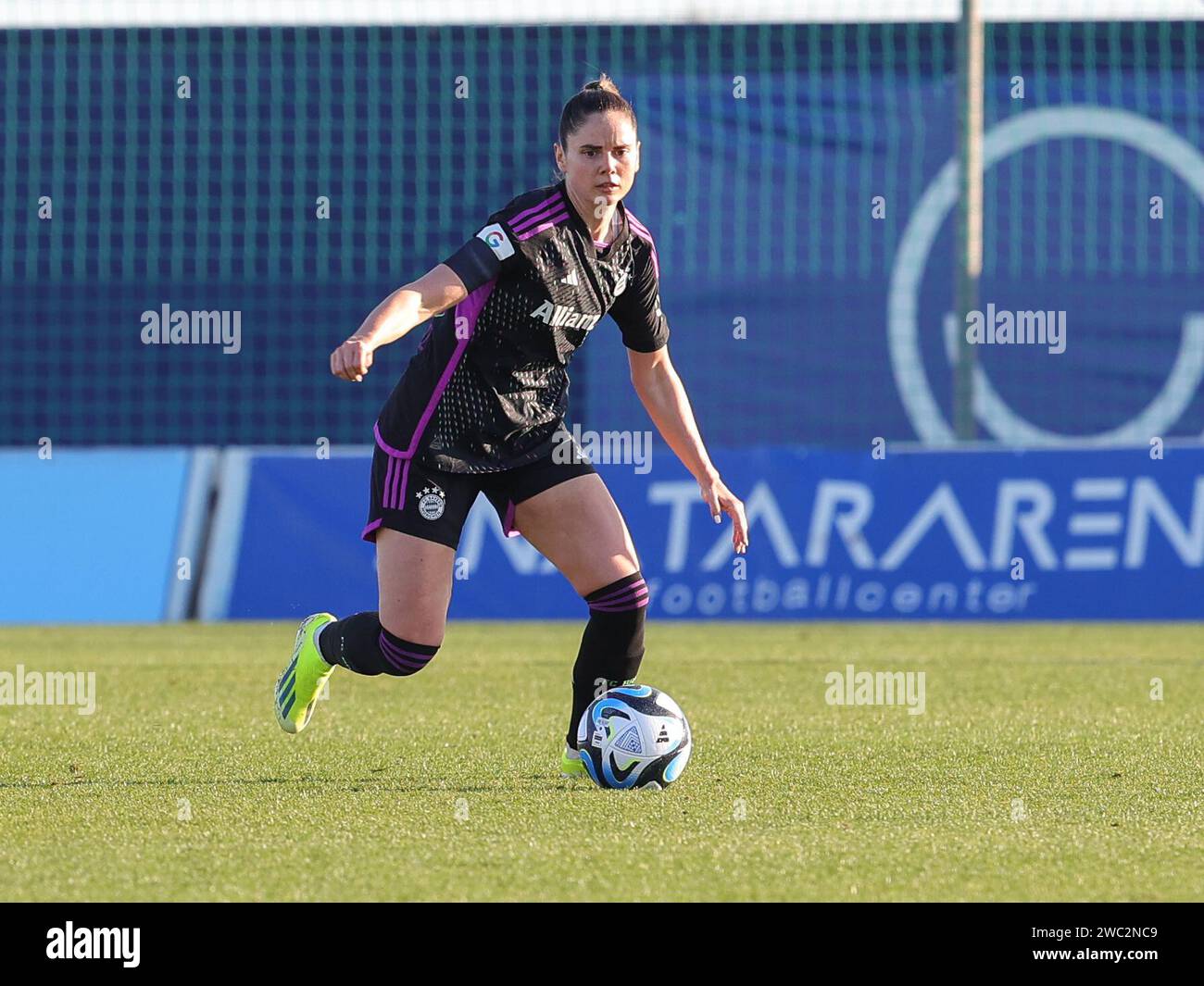 Sarah zadrazil fc bayern munchen hi-res stock photography and images ...