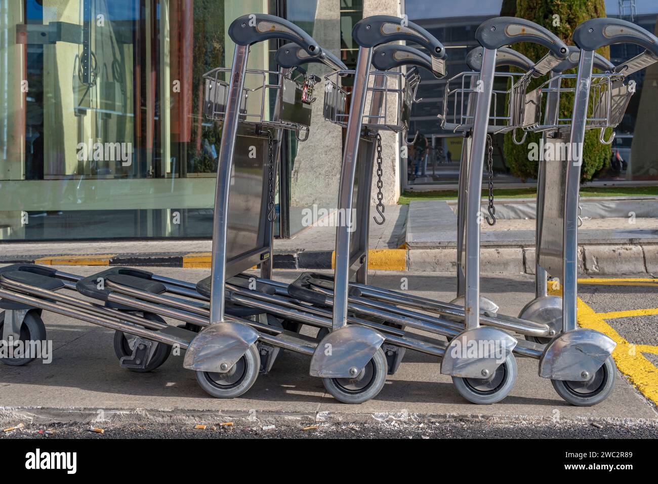 Palma airport scenes hi-res stock photography and images - Alamy