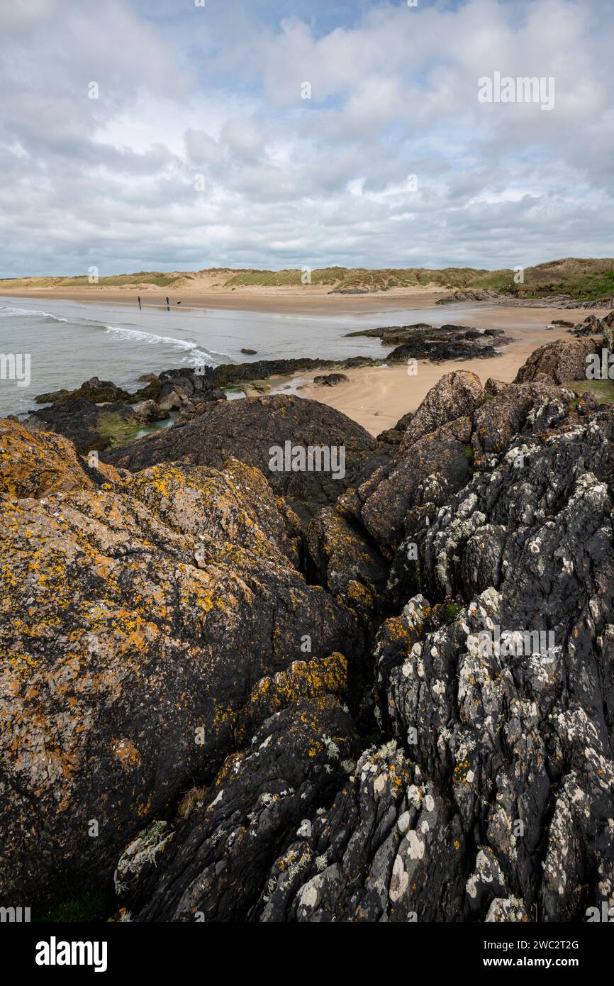 Rough rocks hi-res stock photography and images - Alamy