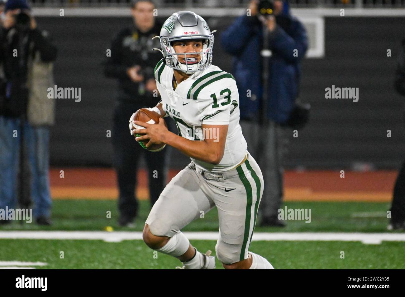 Da la salle high school hi-res stock photography and images - Alamy