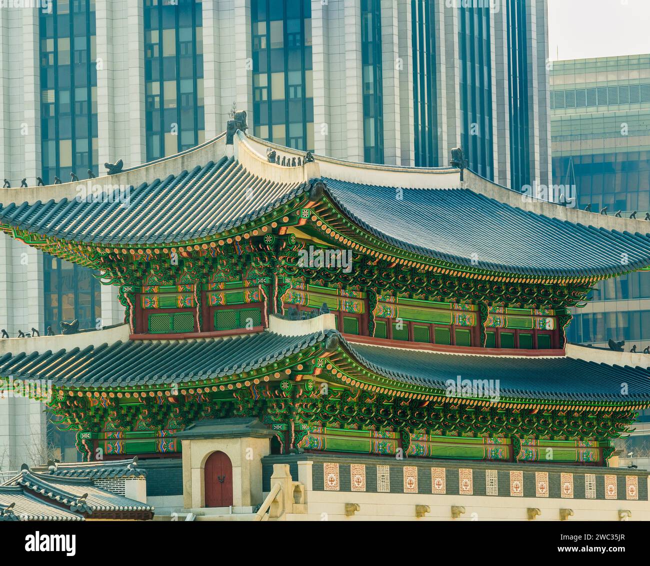 Seoul, South Korea, March 18, 2017:Gyeong Bok Gung Palace gate building ...