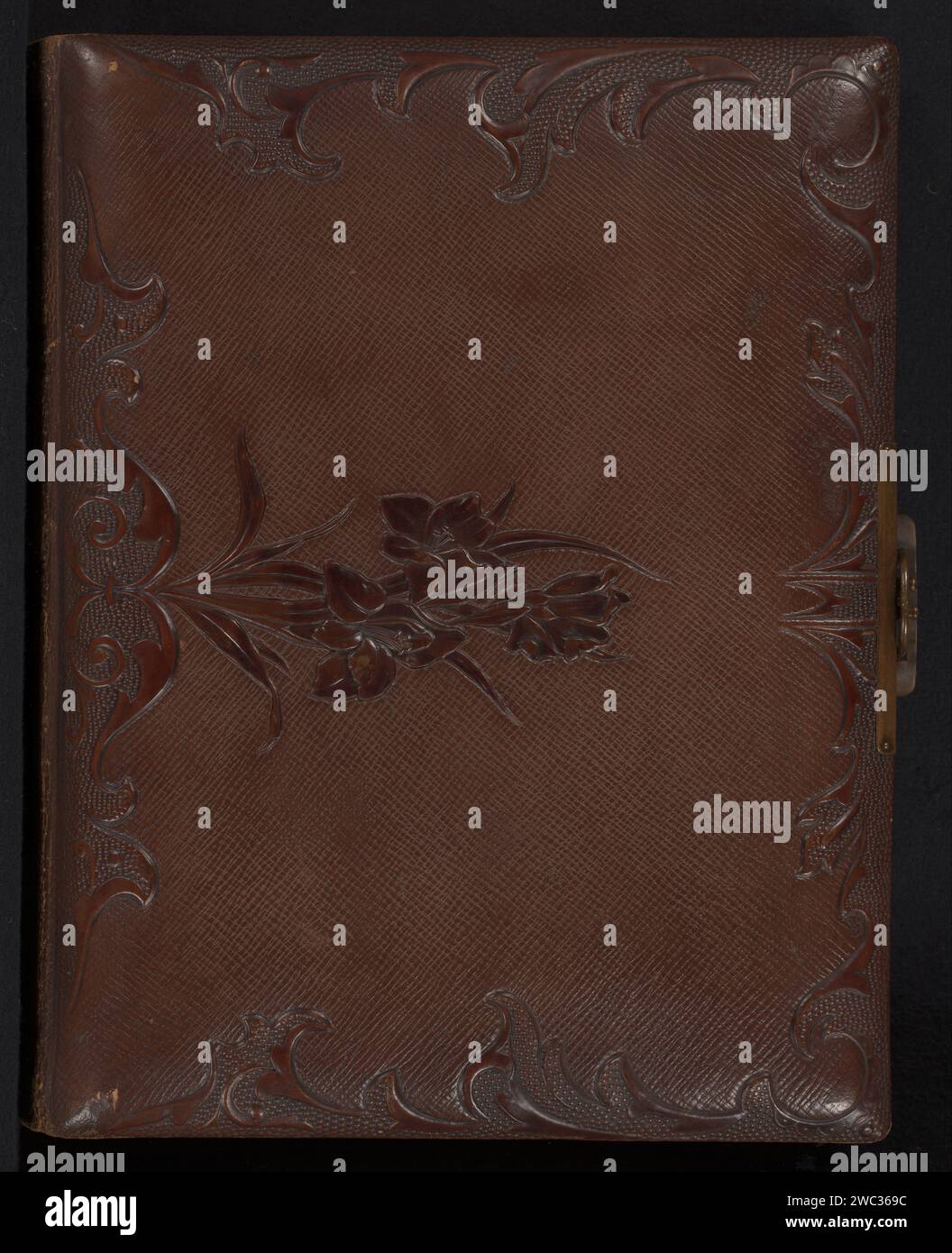 Dutch family album of the Roos family with 73 photos, anonymous ...