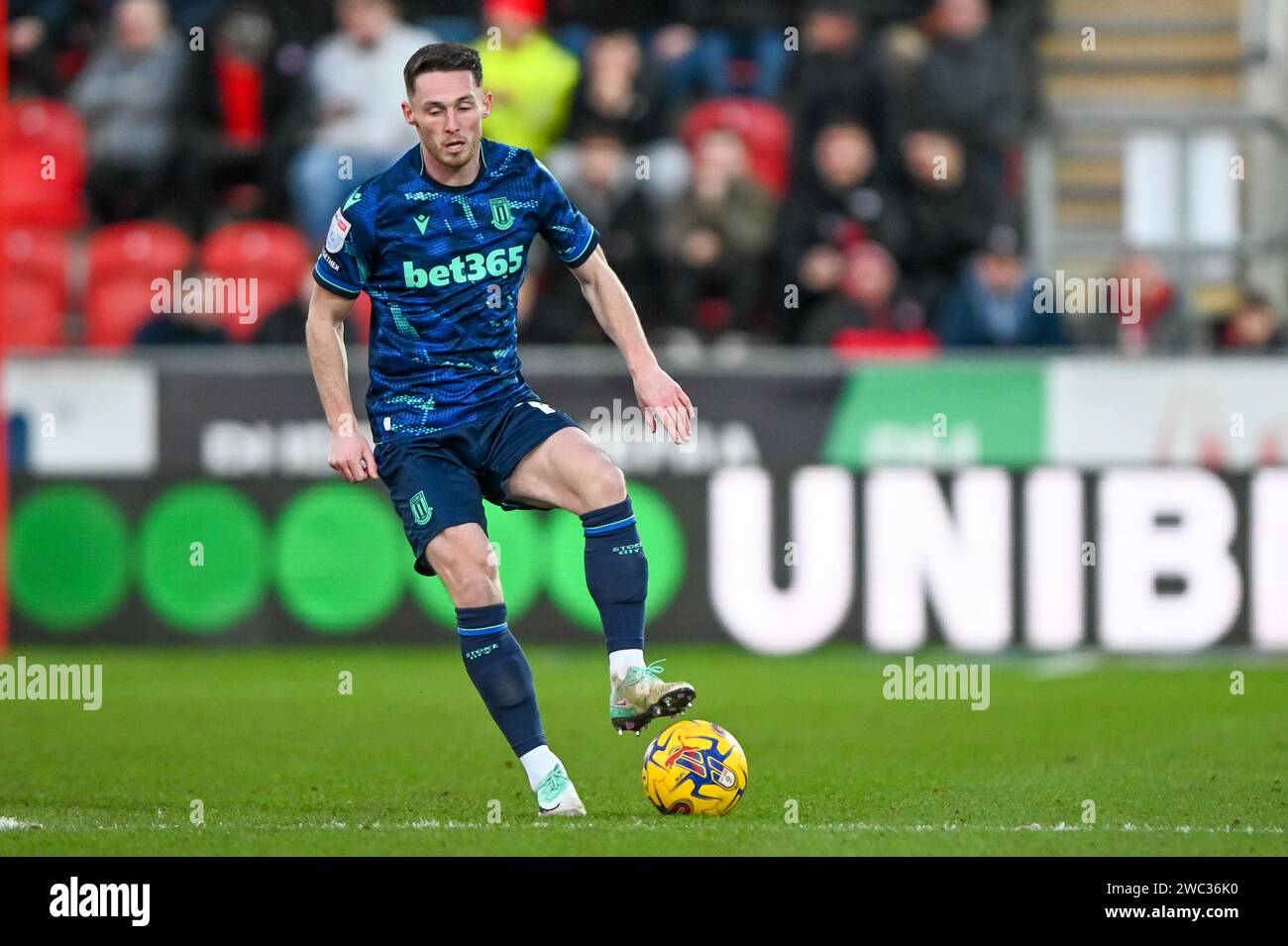 Jordan Thompson of Stoke City during the Sky Bet Championship match ...