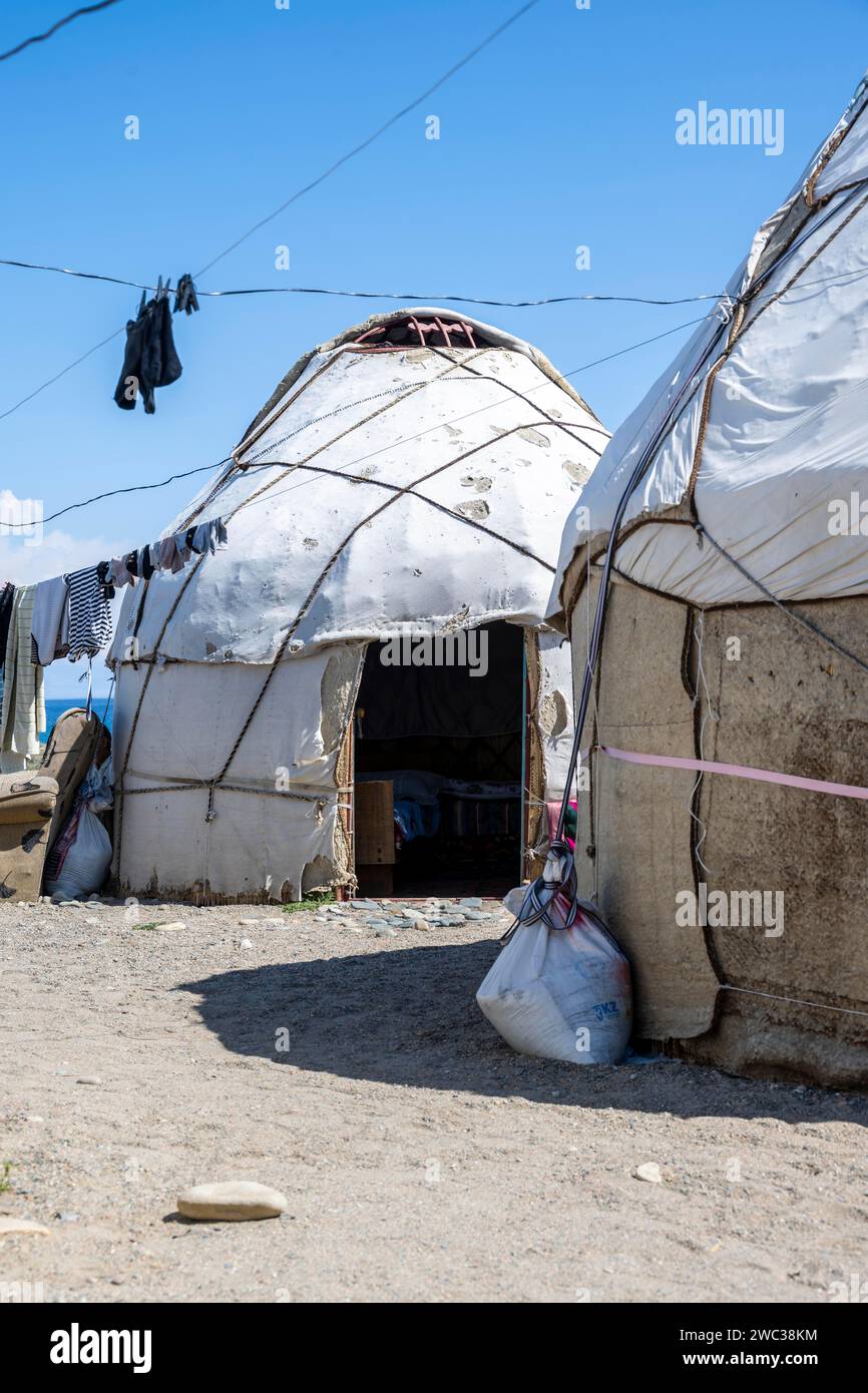 Nomadic yurt central asia hi-res stock photography and images - Alamy