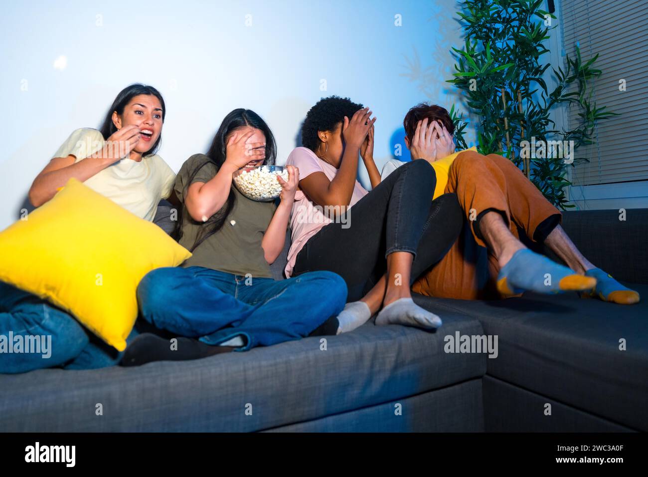 Terror face hi-res stock photography and images - Alamy