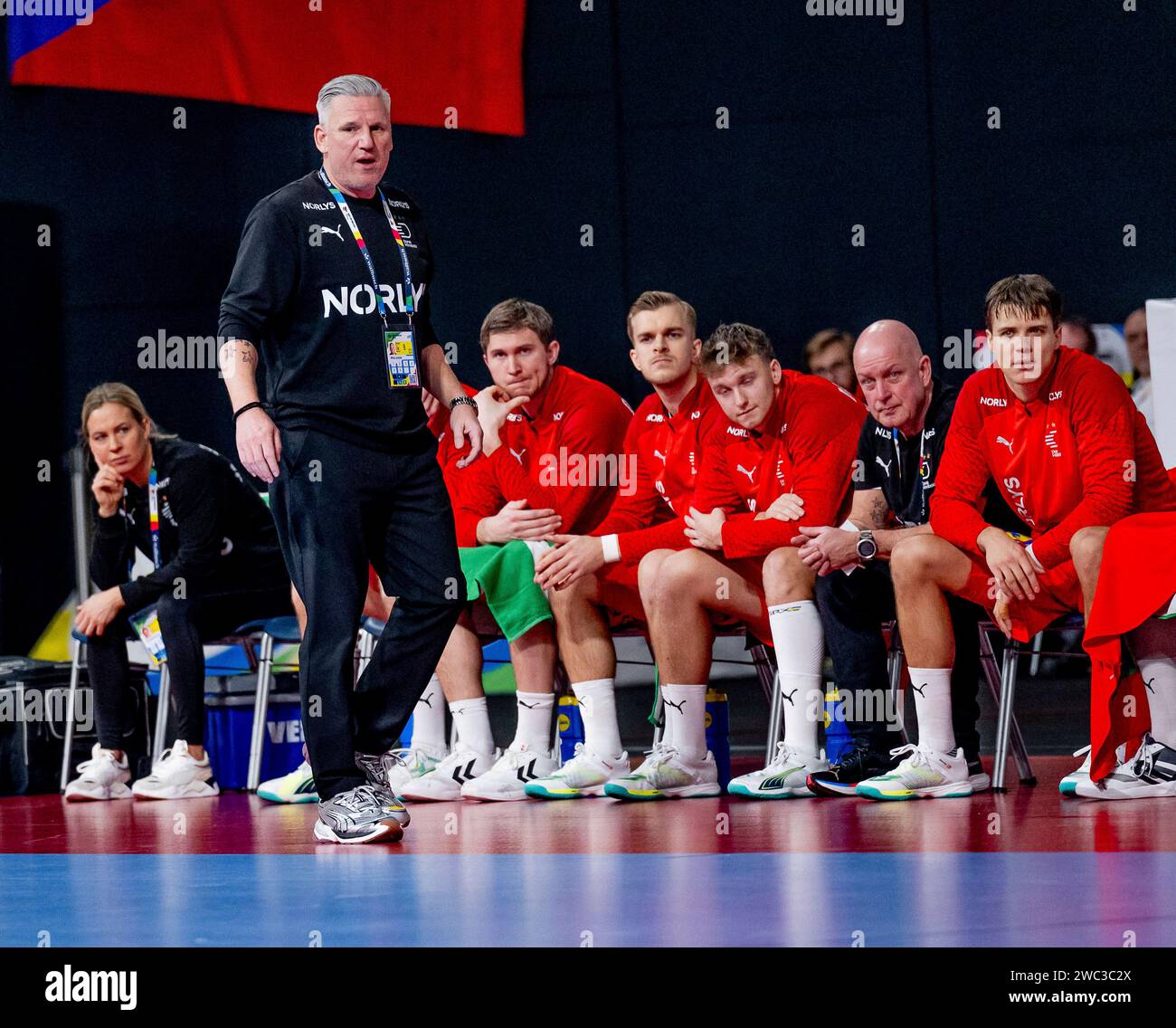 Muenchen, Deutschland. 13th Jan, 2024. Nikolaj Jacobsen (Chef-Trainer ...