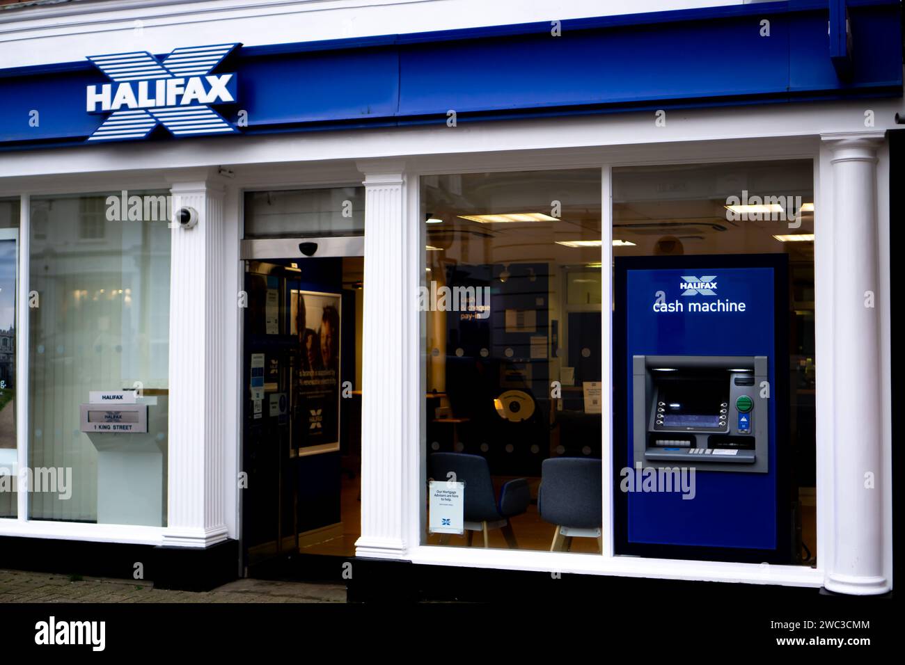 Halifax cash machine hi-res stock photography and images - Alamy