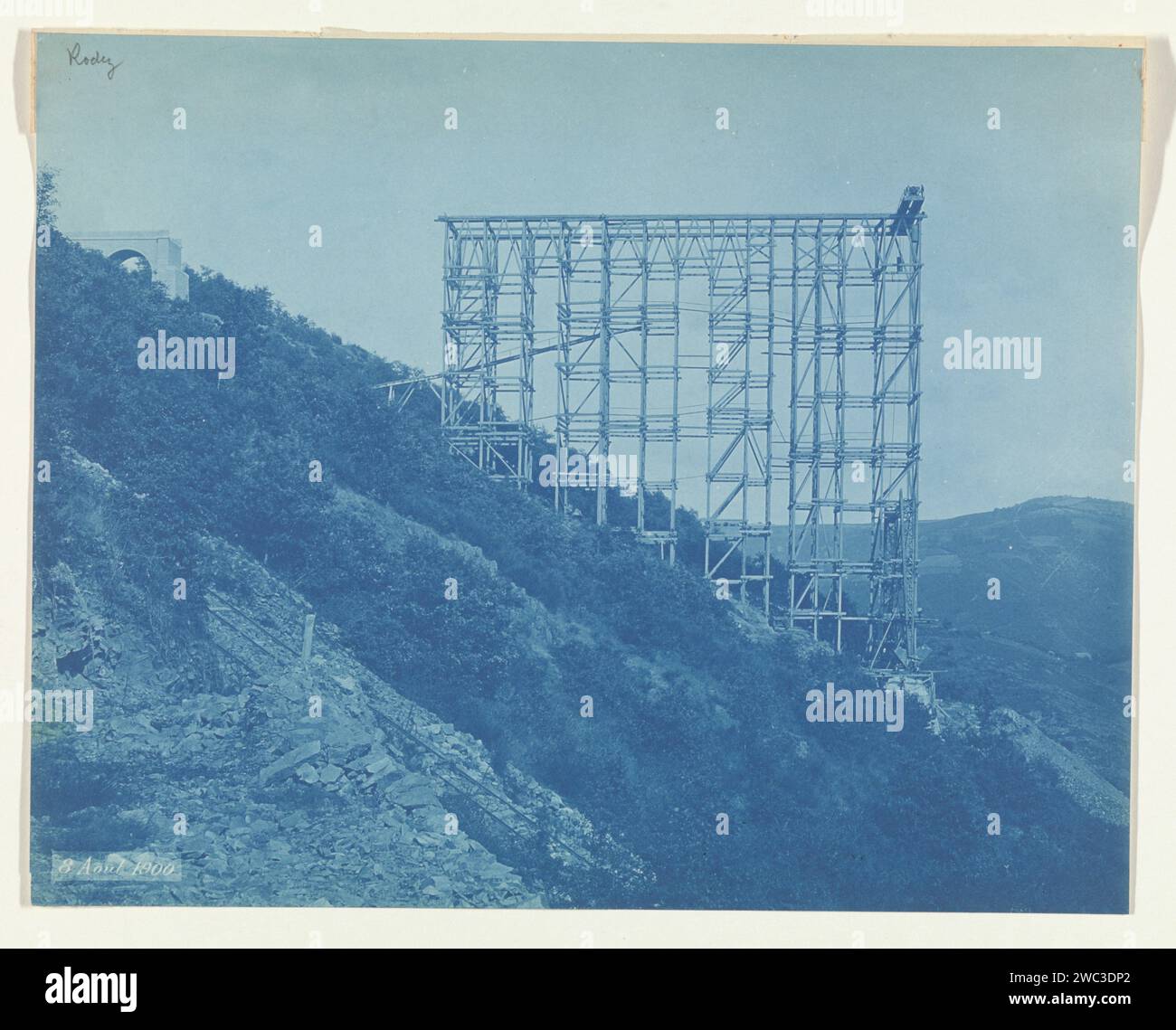 Construction of the Viaur Viaduct in France by the Societé de ...