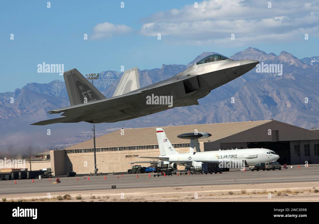 Ein US-amerikanisches Kampfflugzeug Stealth der U.S. Air Force USAF vom ...