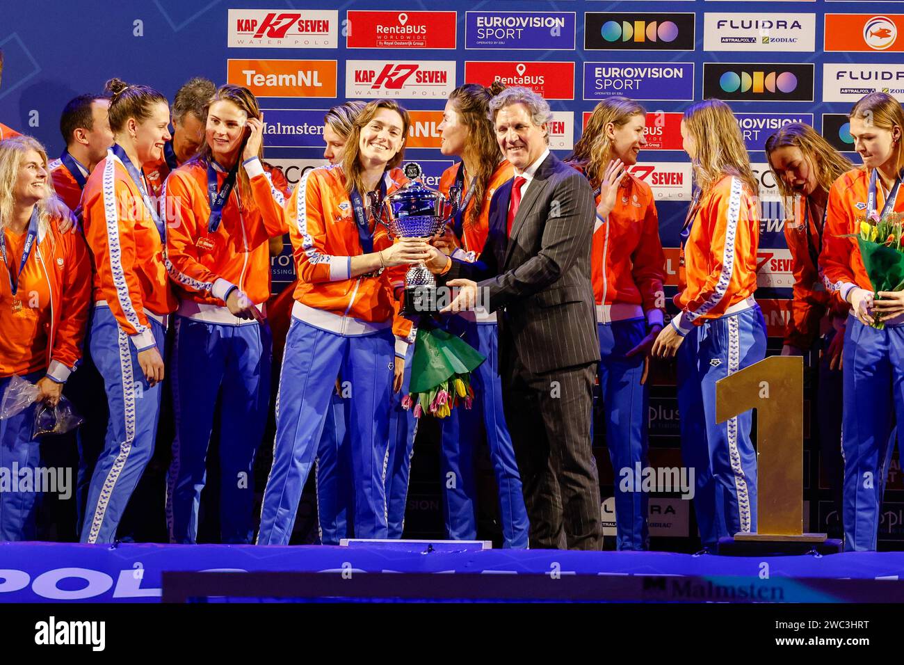 EINDHOVEN, NETHERLANDS - JANUARY 13: Team of the Netherlands, Laura ...