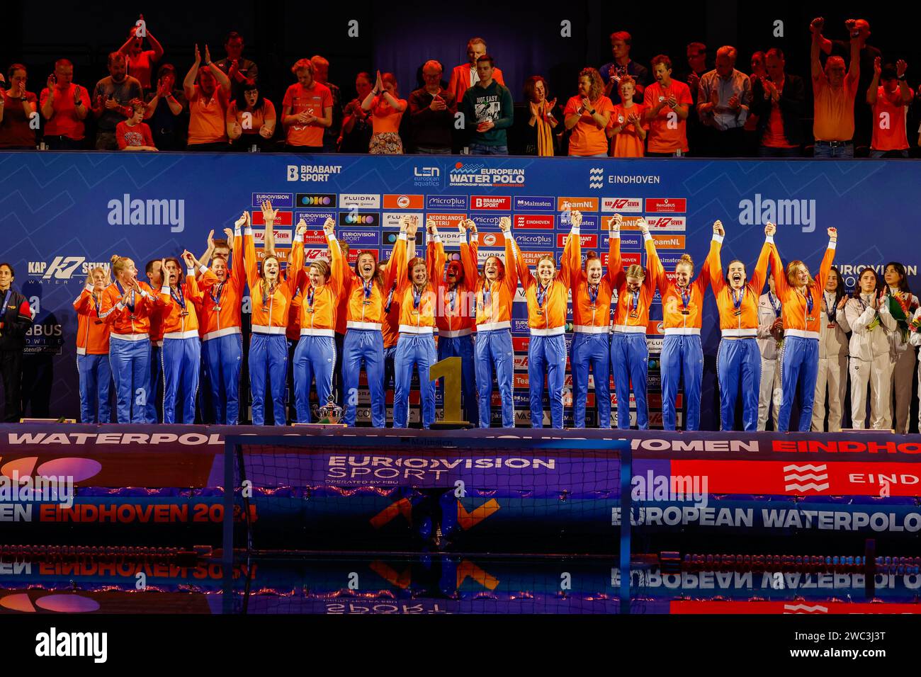 EINDHOVEN, NETHERLANDS - JANUARY 13: Team of the Netherlands, Laura ...