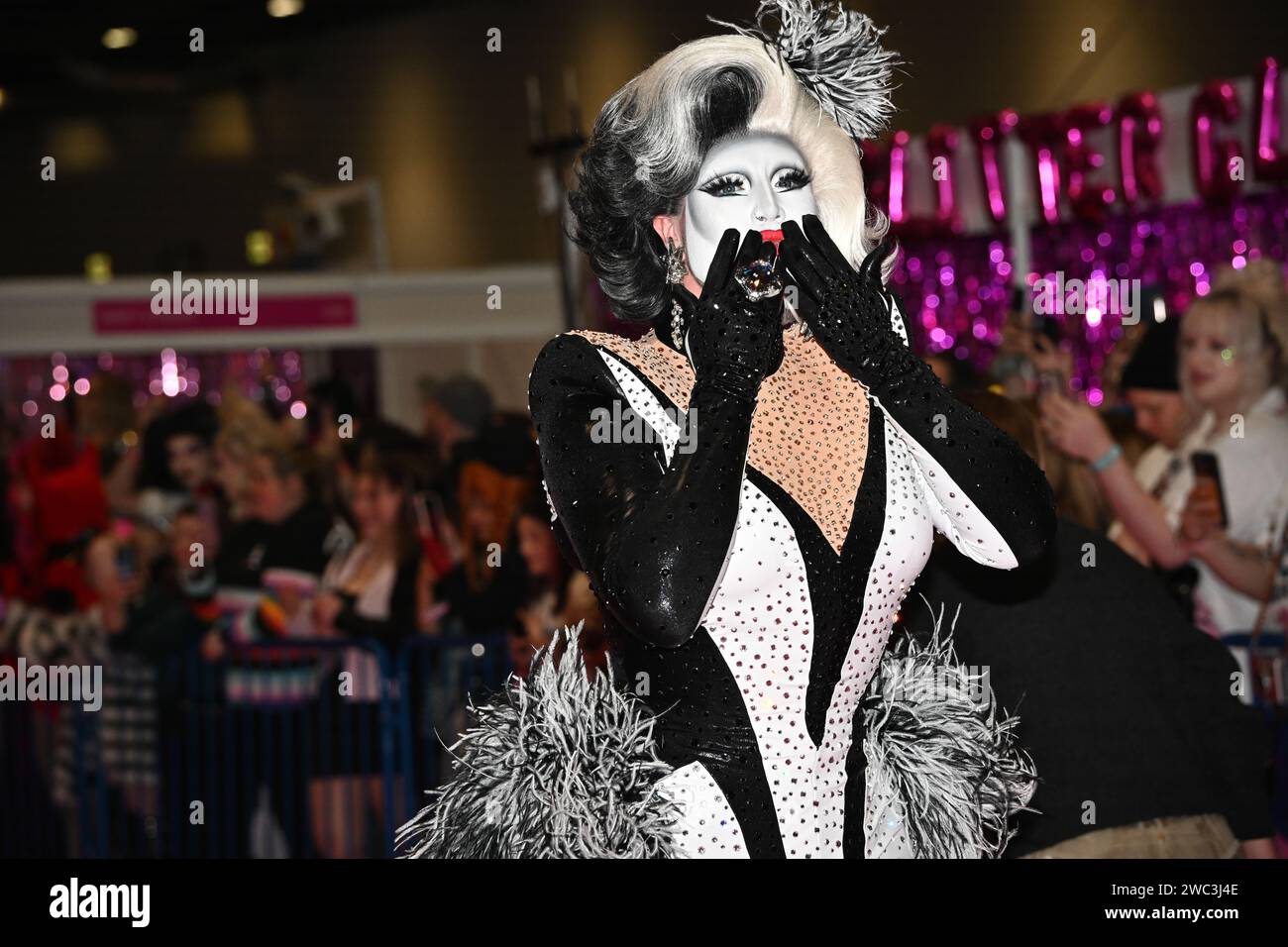 Rupauls dragcon uk 2024 hi-res stock photography and images - Alamy