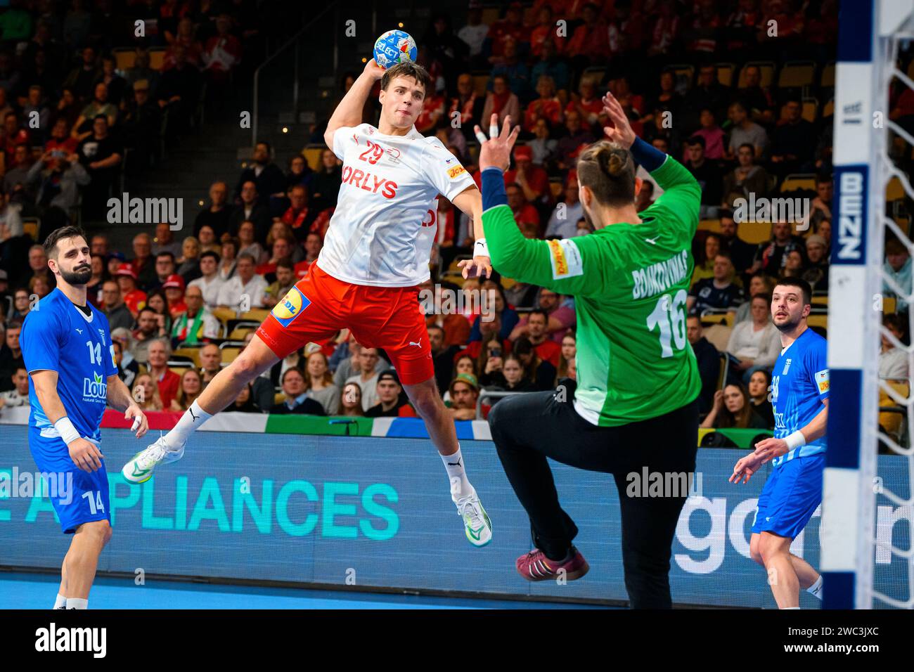 Munich, Germany. 13th Jan, 2024. Handball: European Championship ...