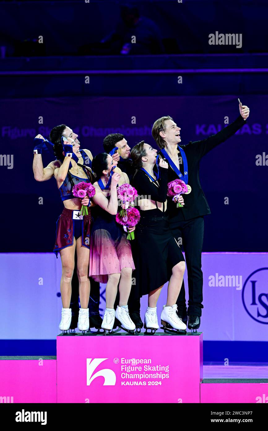 Ice Dance Awards, L-R, Lilah FEAR & Lewis GIBSON (GBR) second place ...