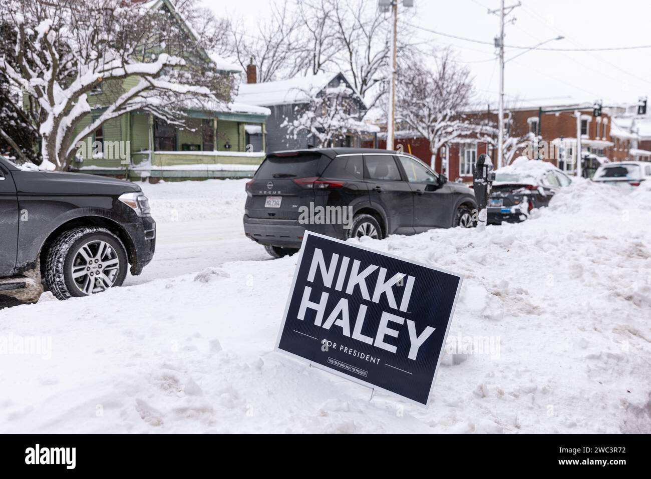 Nikki haley sign hi-res stock photography and images - Alamy