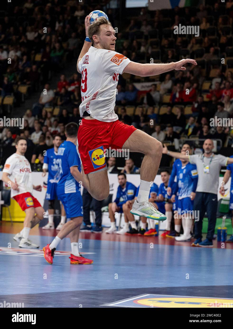 Muenchen, Deutschland. 13th Jan, 2024. Mathias Gidsel (Daenemark ...