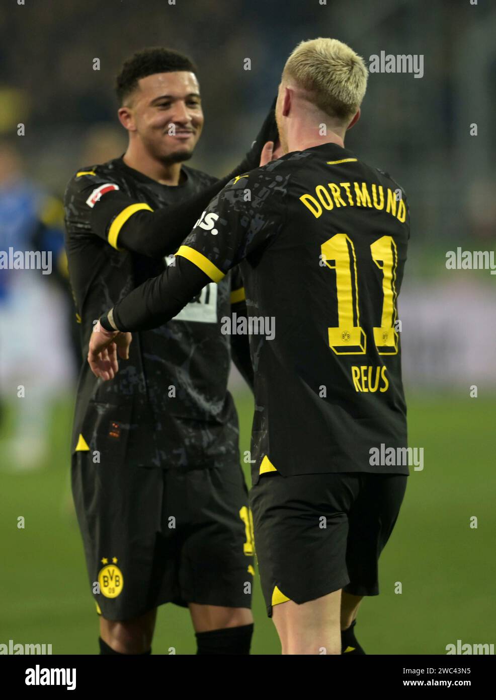 Jadon Sancho jubelt nach seiner Vorlage für Marco. Reus. (vo) zum 2:0 ...