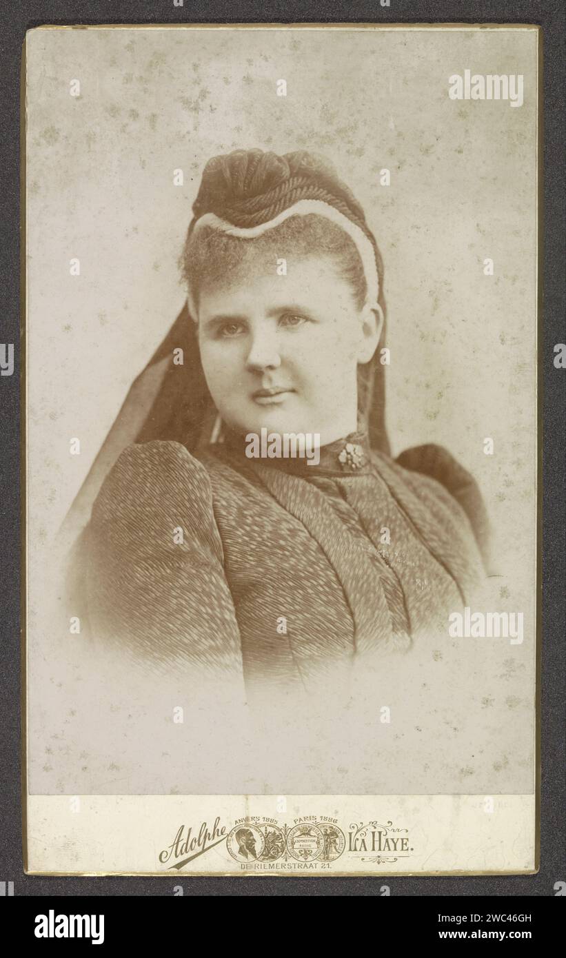 Portrait of Queen Emma, c. 1891 photograph The Hague photographic ...