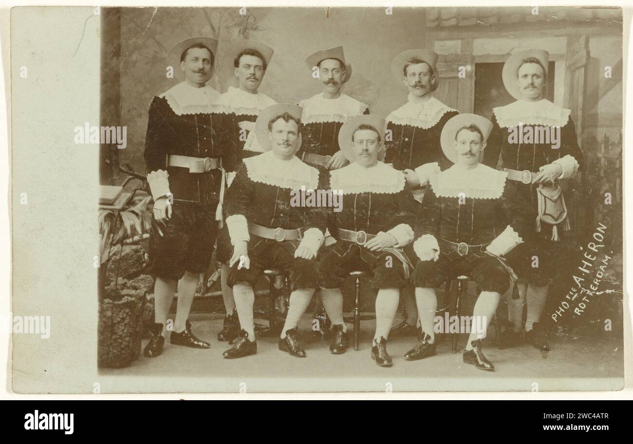 Reuling hi-res stock photography and images - Alamy