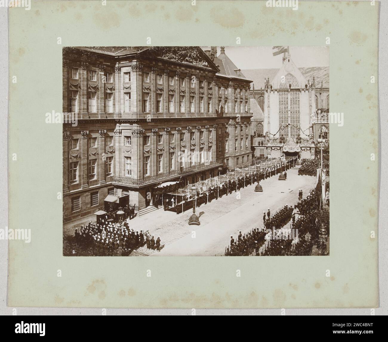 Wilhelmina On the way of the Palace on Dam Square to the Nieuwe Kerk ...