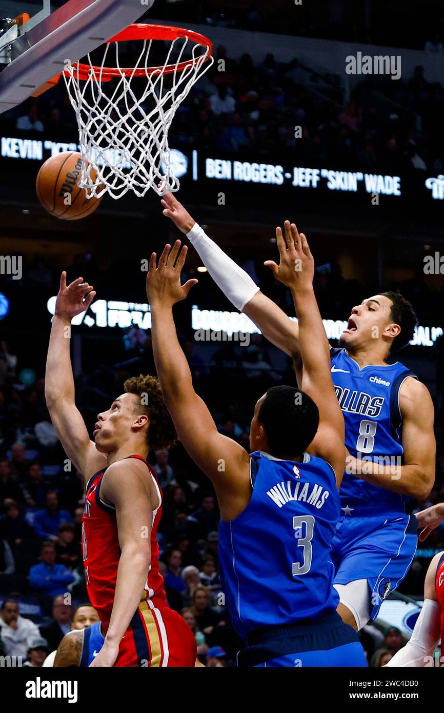 New Orleans Pelicans guard Dyson Daniels, left, shoots as Dallas ...