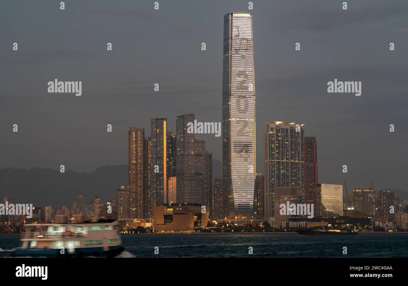 Hong Kong tallest building the International Commerce Center ICC ...