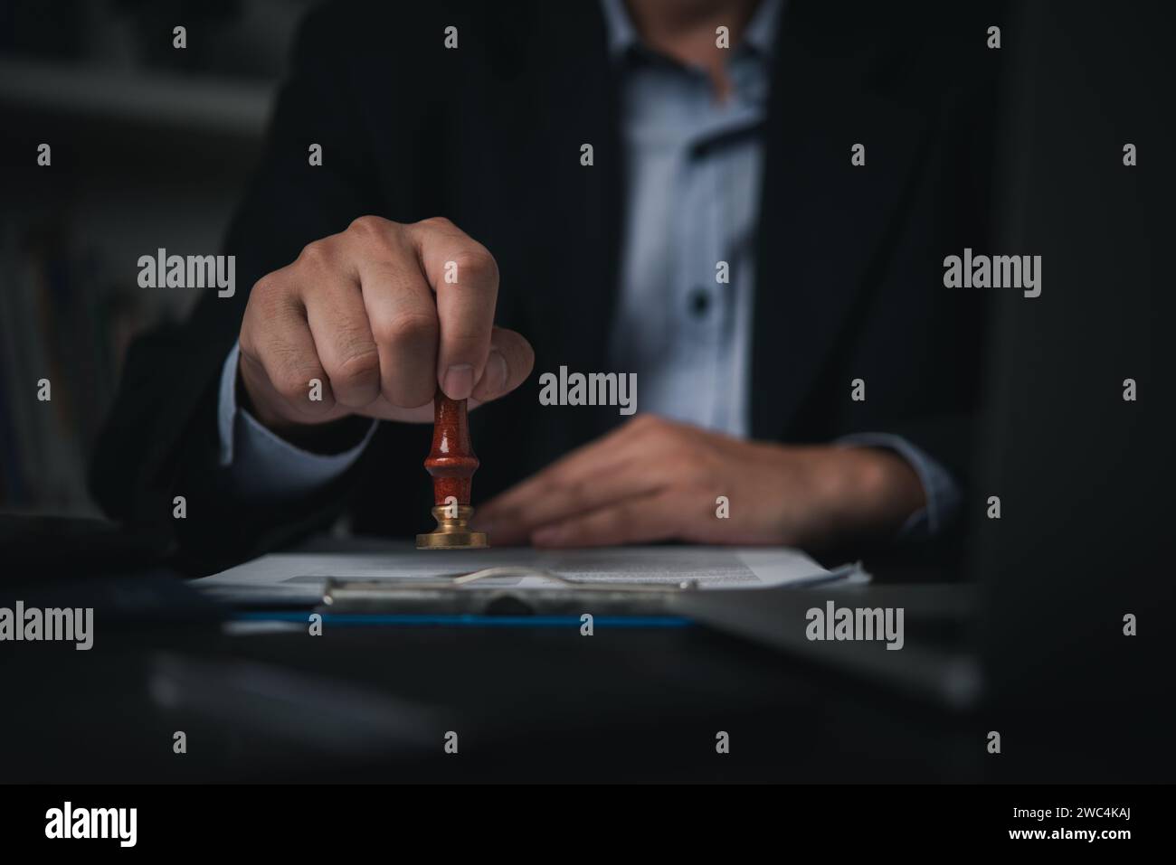 Documents de marketing hi-res stock photography and images - Alamy