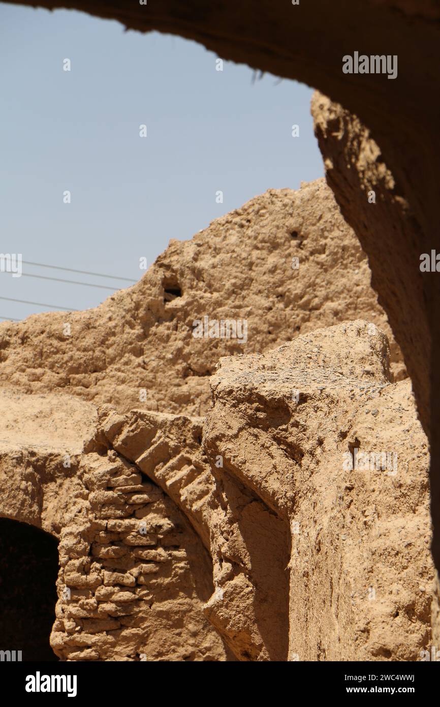 Desertedstructures hi-res stock photography and images - Alamy