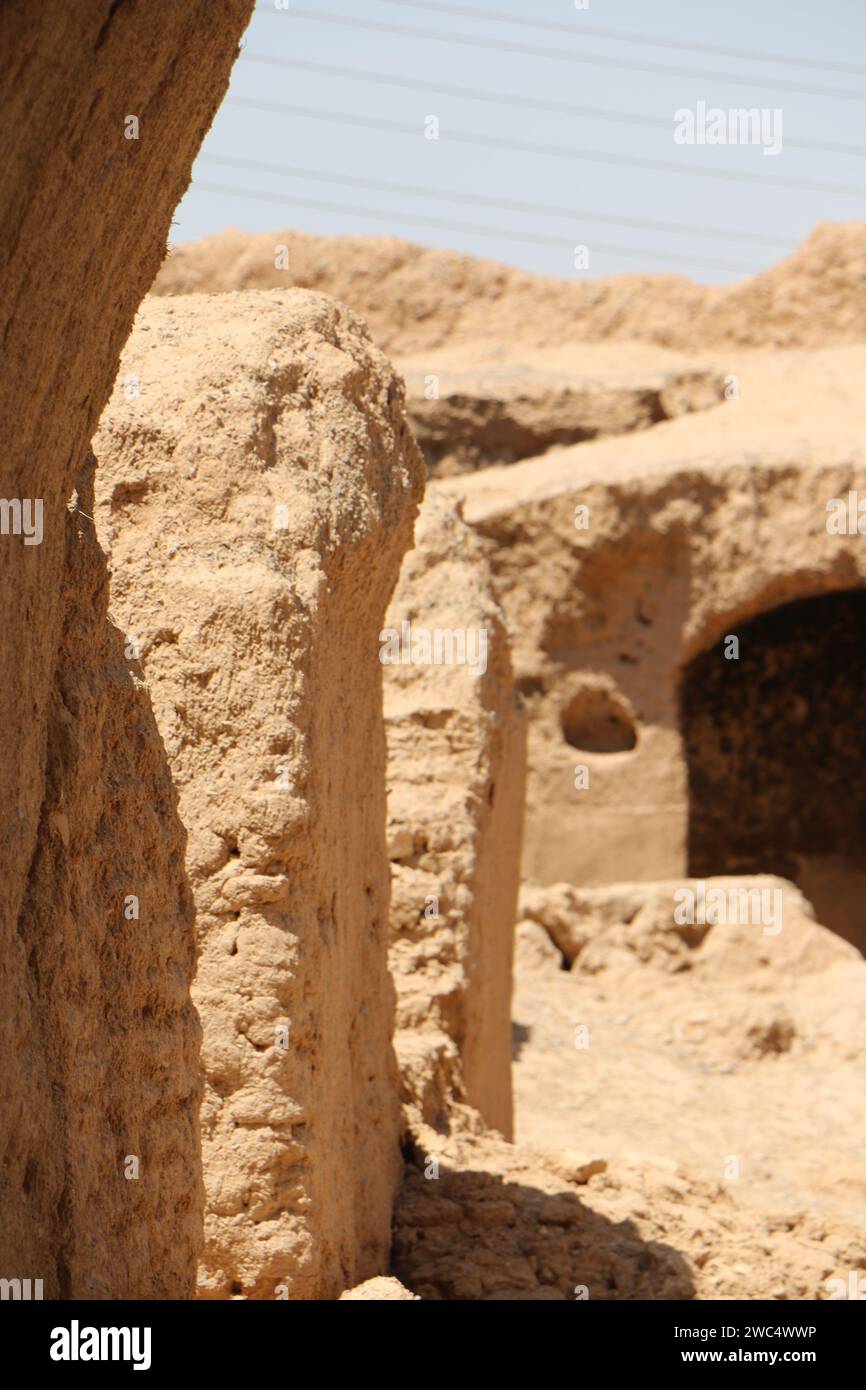 Ancientstructures hi-res stock photography and images - Alamy