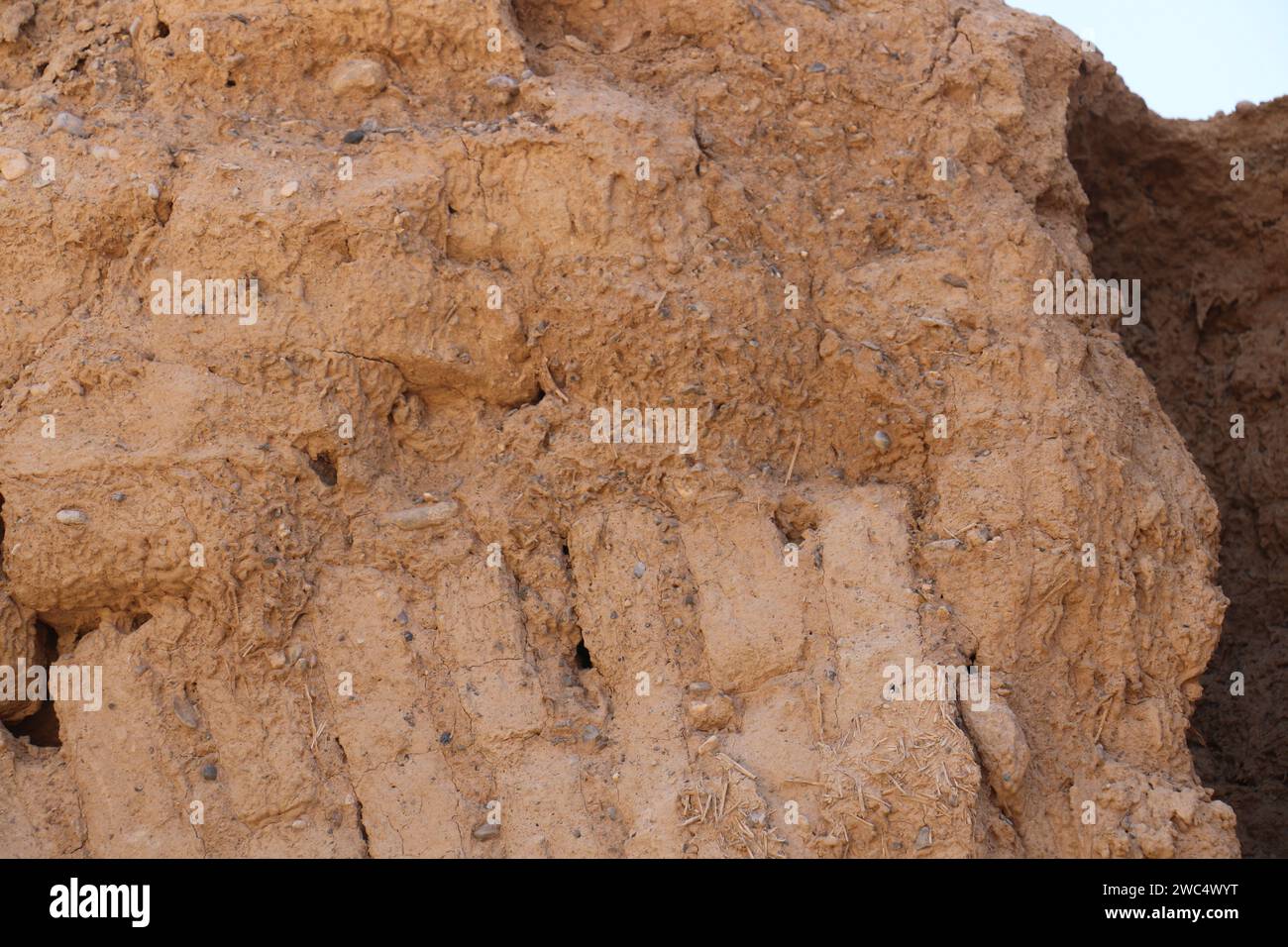 Capturing the mystique of abandoned clay structures in Iran, these ...