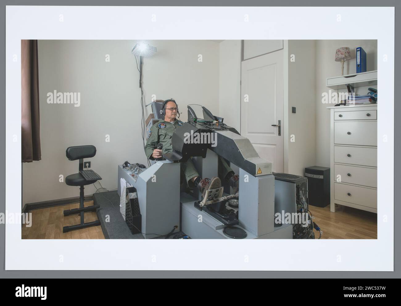 Felix (58), Gerrit Meerman, 2017 photograph Now make a semi -circular ...