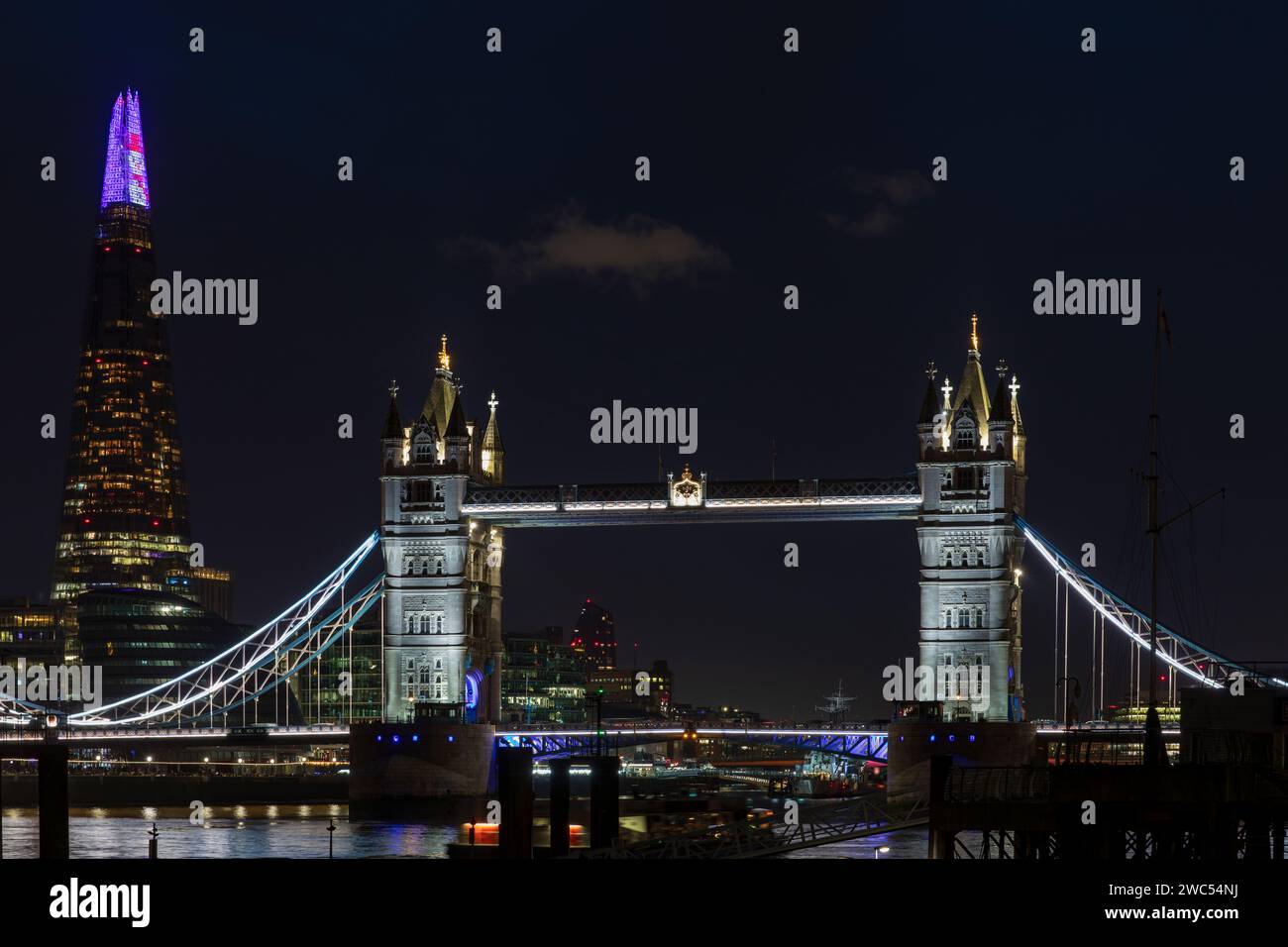 Shard Lights 2023 display & Tower Bridge, London, England Stock Photo ...
