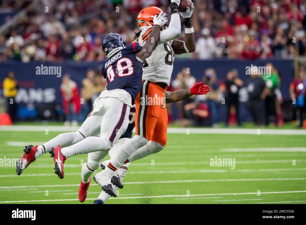 Houston, TX, USA. 13th Jan, 2024. Cleveland Browns tight end David ...