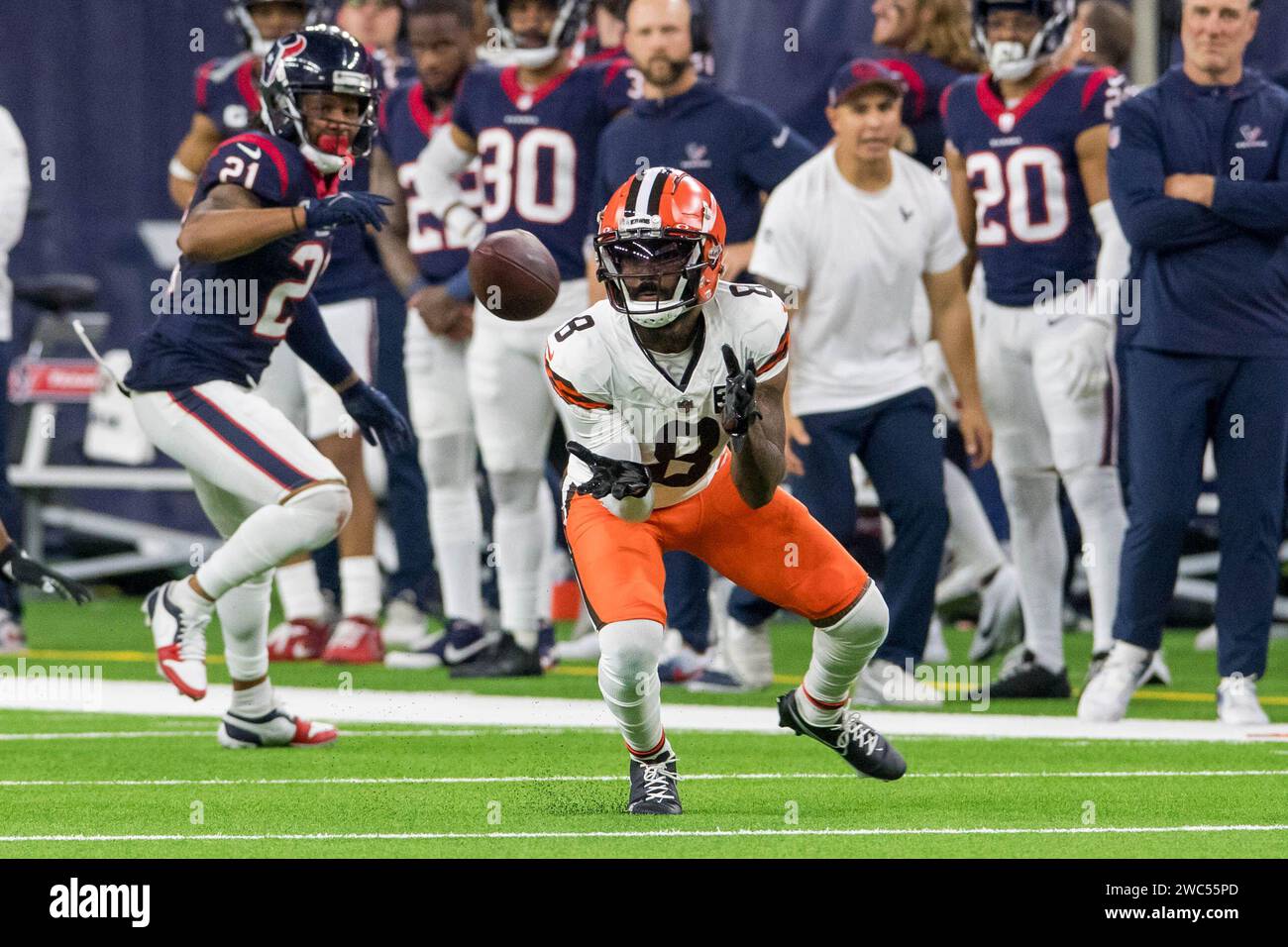 Houston, TX, USA. 13th Jan, 2024. Cleveland Browns wide receiver Elijah ...