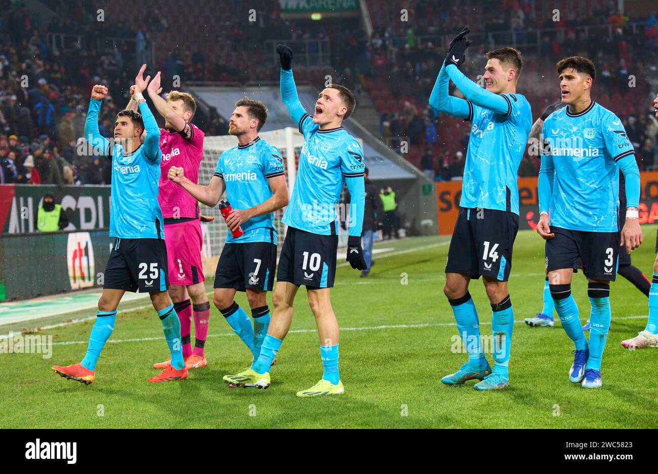 Exequiel PALACIOS, Lev 25 celebrates his goal, happy, laugh ...