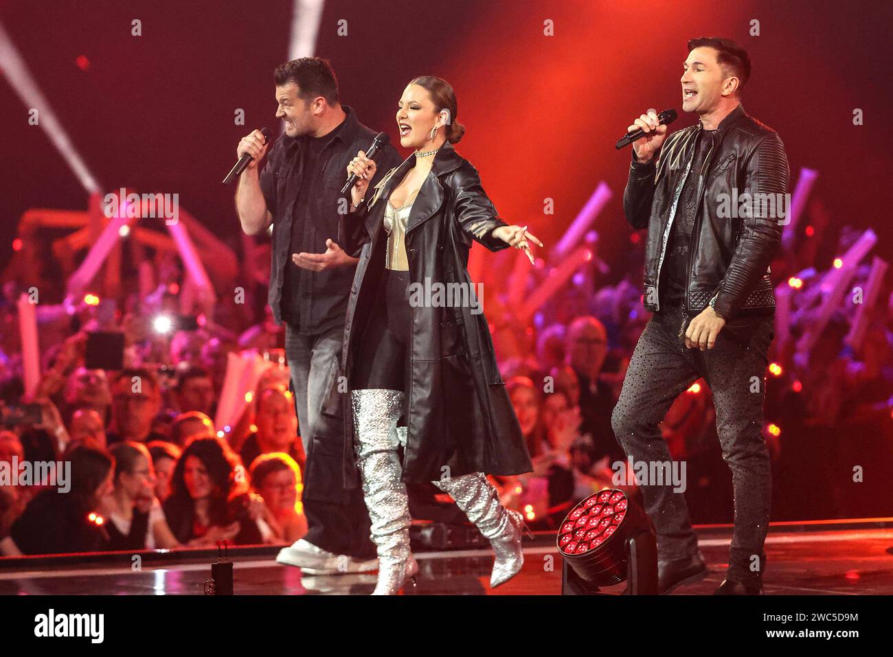 Achim Petry, Joelina Drews und Lucas Cordalis beim Auftritt in der ARD ...