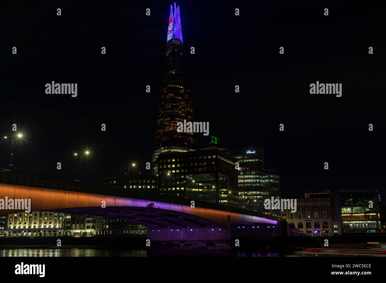 The Shard with special Shard Lights 2023 illuminations & London Bridge ...