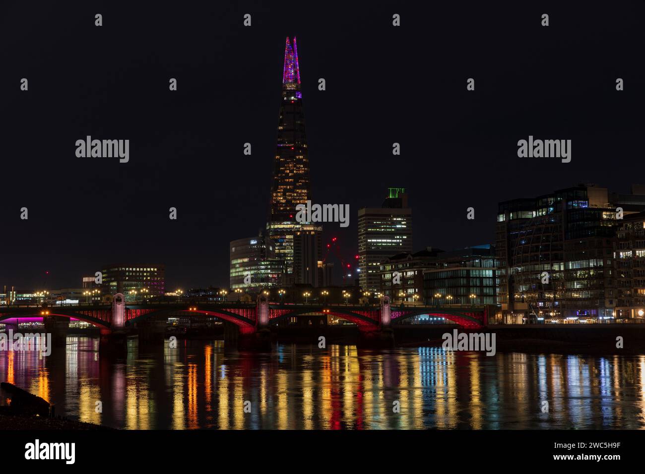 Shard Lights 2023 display & Southwark Bridge, London, England Stock ...