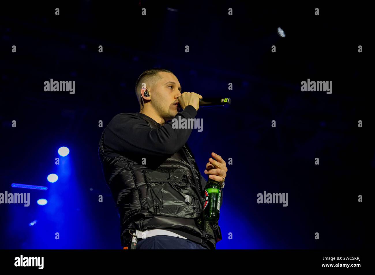 Italian singer Music Concert - Massimo Pericolo - Le cose cambiano tour ...